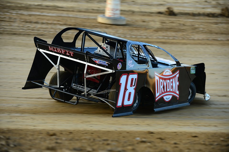 Greenwood Valley Action Tracks – Dirt Track Racing at its Finest!